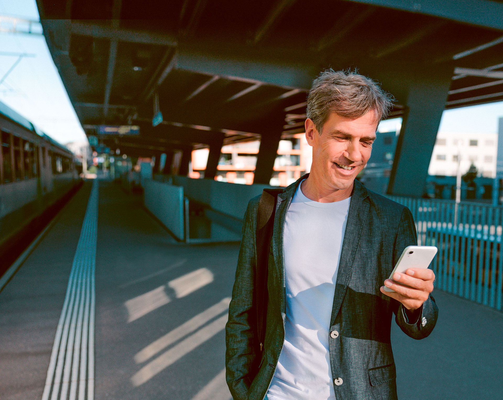 BLS verbindet. | Bahn, Bus, Schiff & Autoverlad