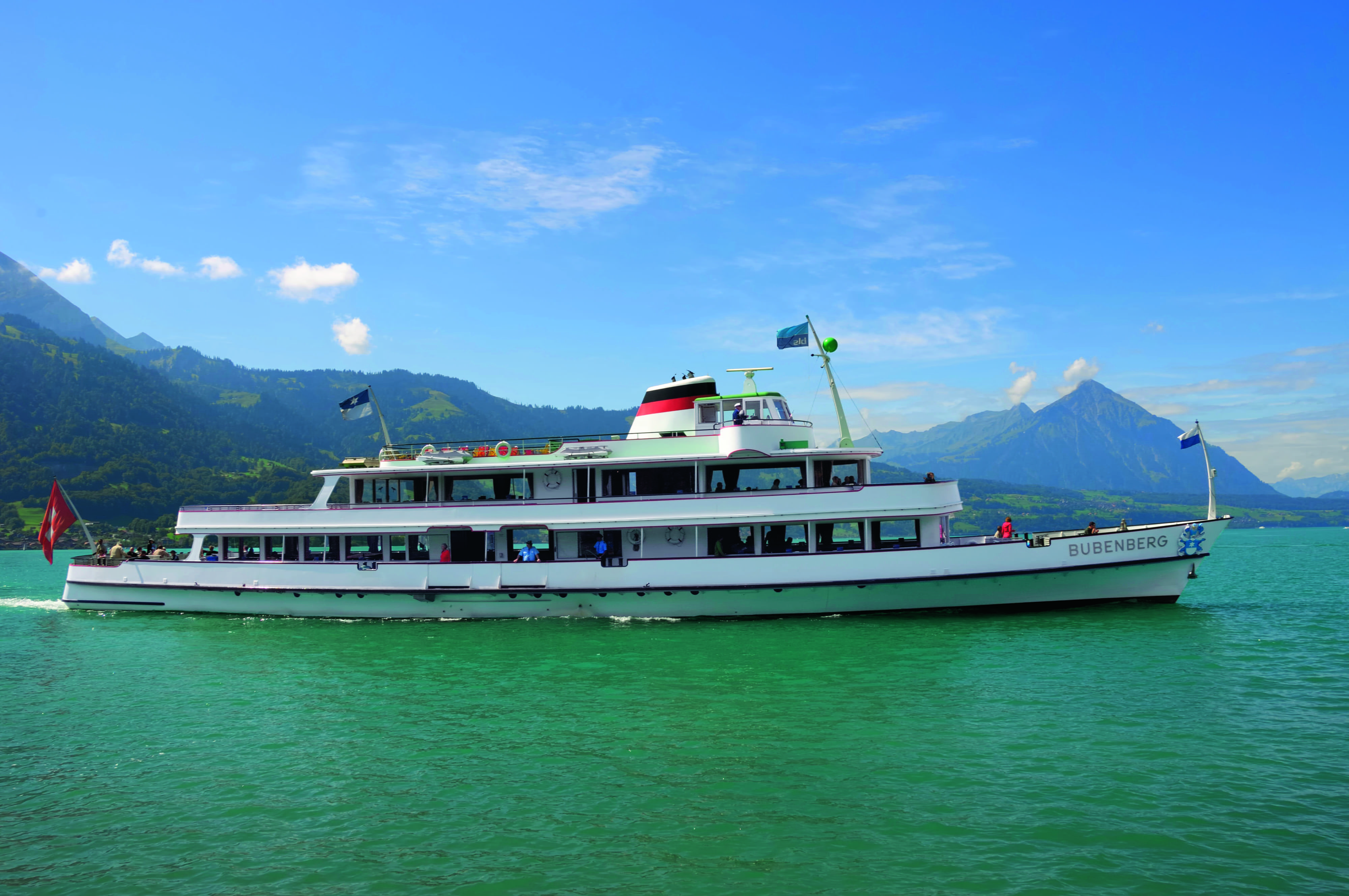 Motor vessel Bubenberg − Boat Charter Lake Thun – BLS AG