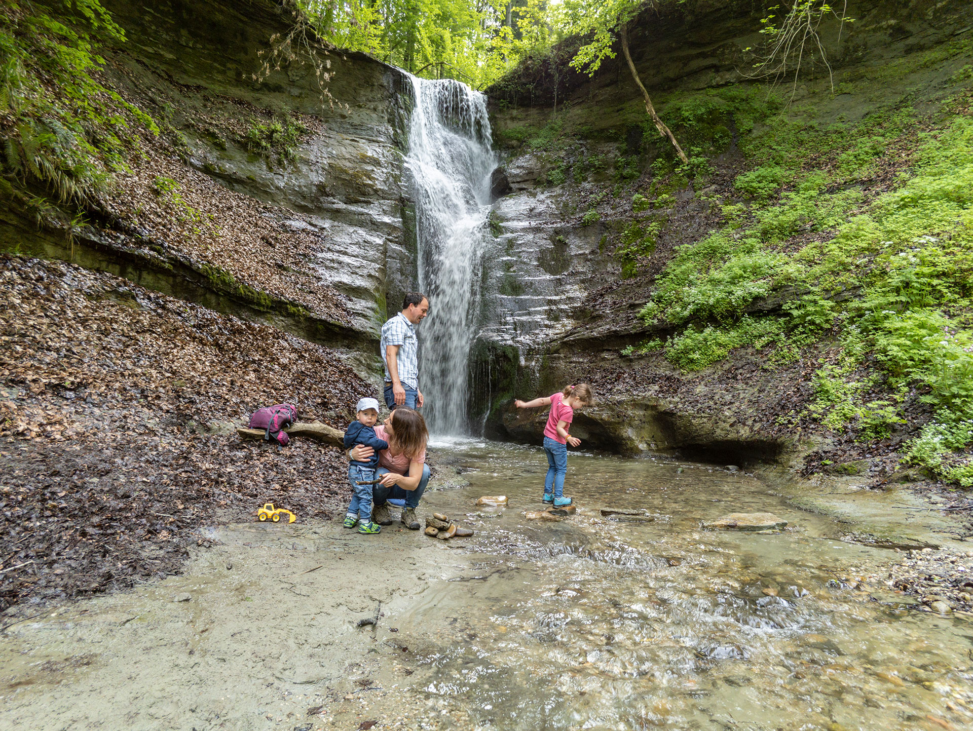 Abenteuerweg Mutzbachfall - Ausflüge mit Bahn und Bus
