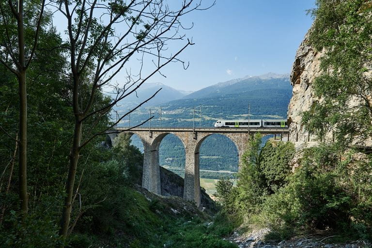 Rail round trip Lötschberg - Excursions by train