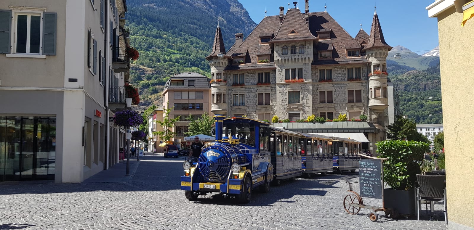 Brig, a town in the Upper Valais - Excursions by train