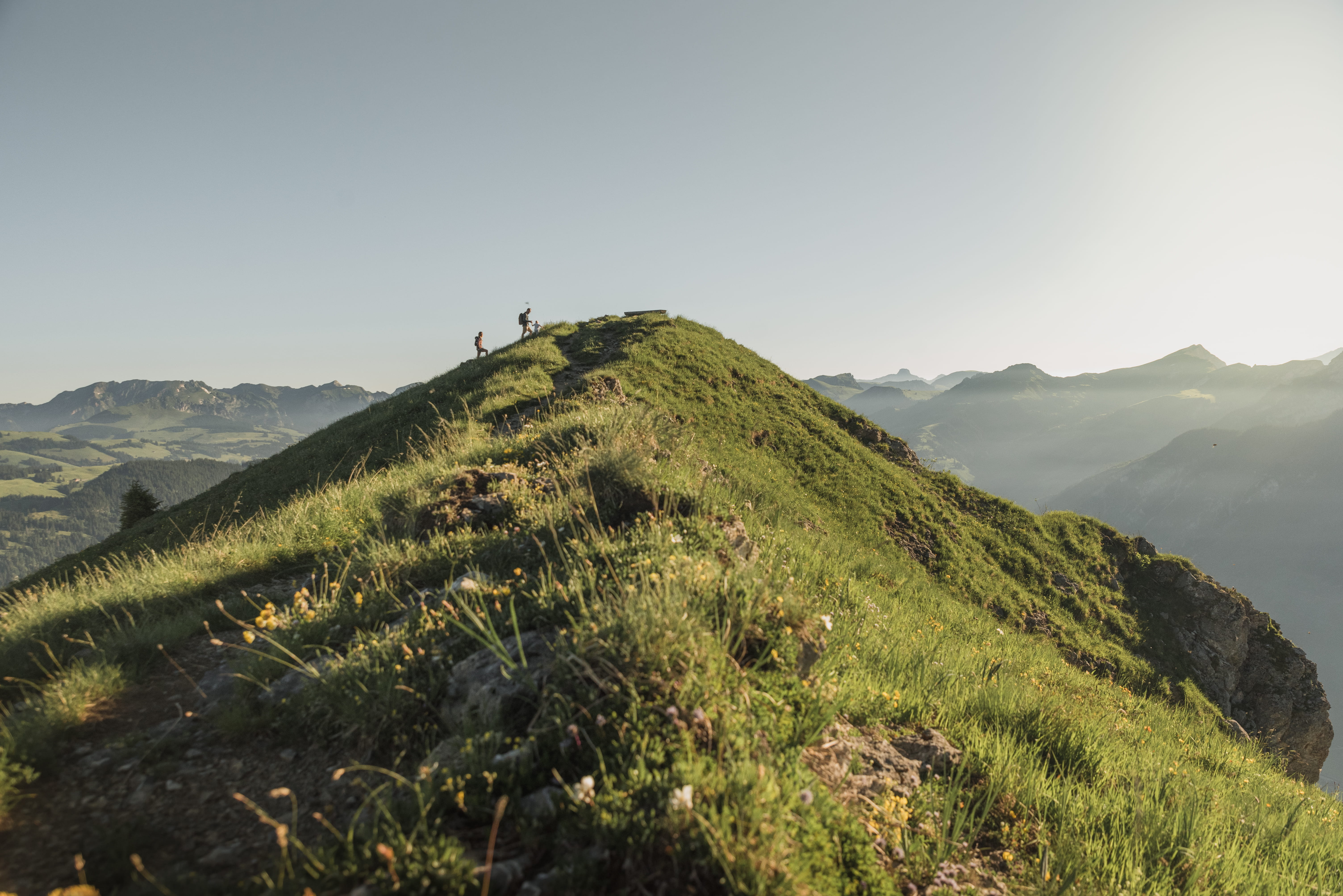 Allmenalp – Usser Ueschinen – Kandersteg hiking route - Excursions