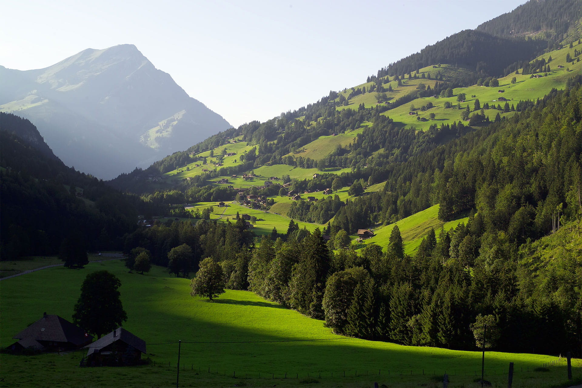 Hiking in the Kiental Valley - Excursions by train