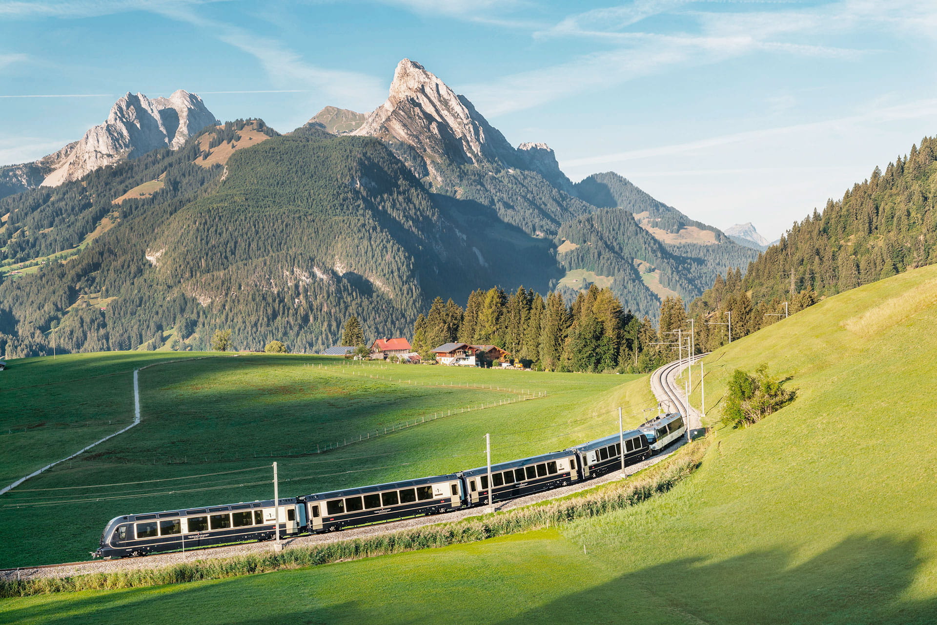 GoldenPass Express Interlaken–Montreux - Excursions by train