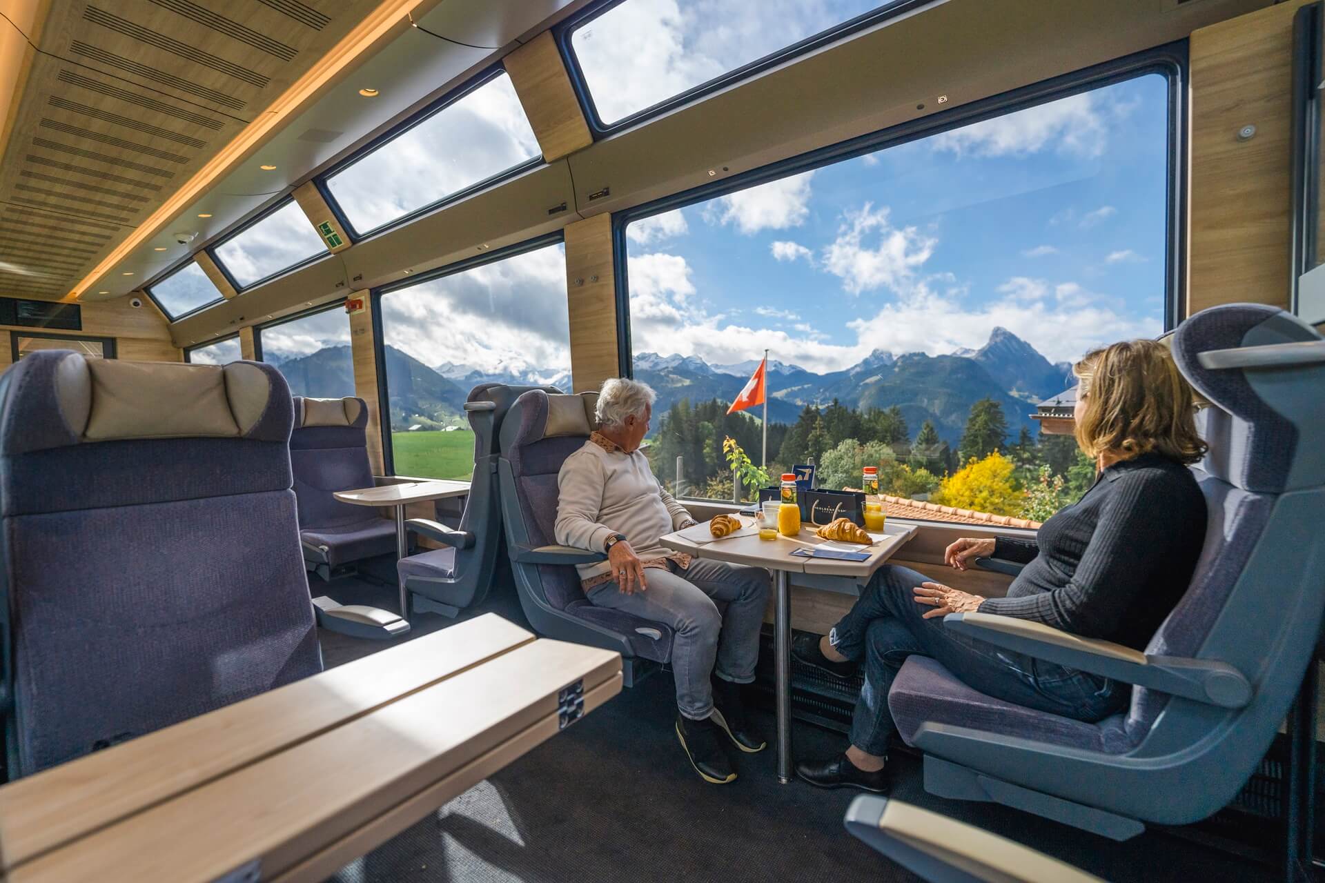 GoldenPass Express Interlaken–Montreux - Excursions by train