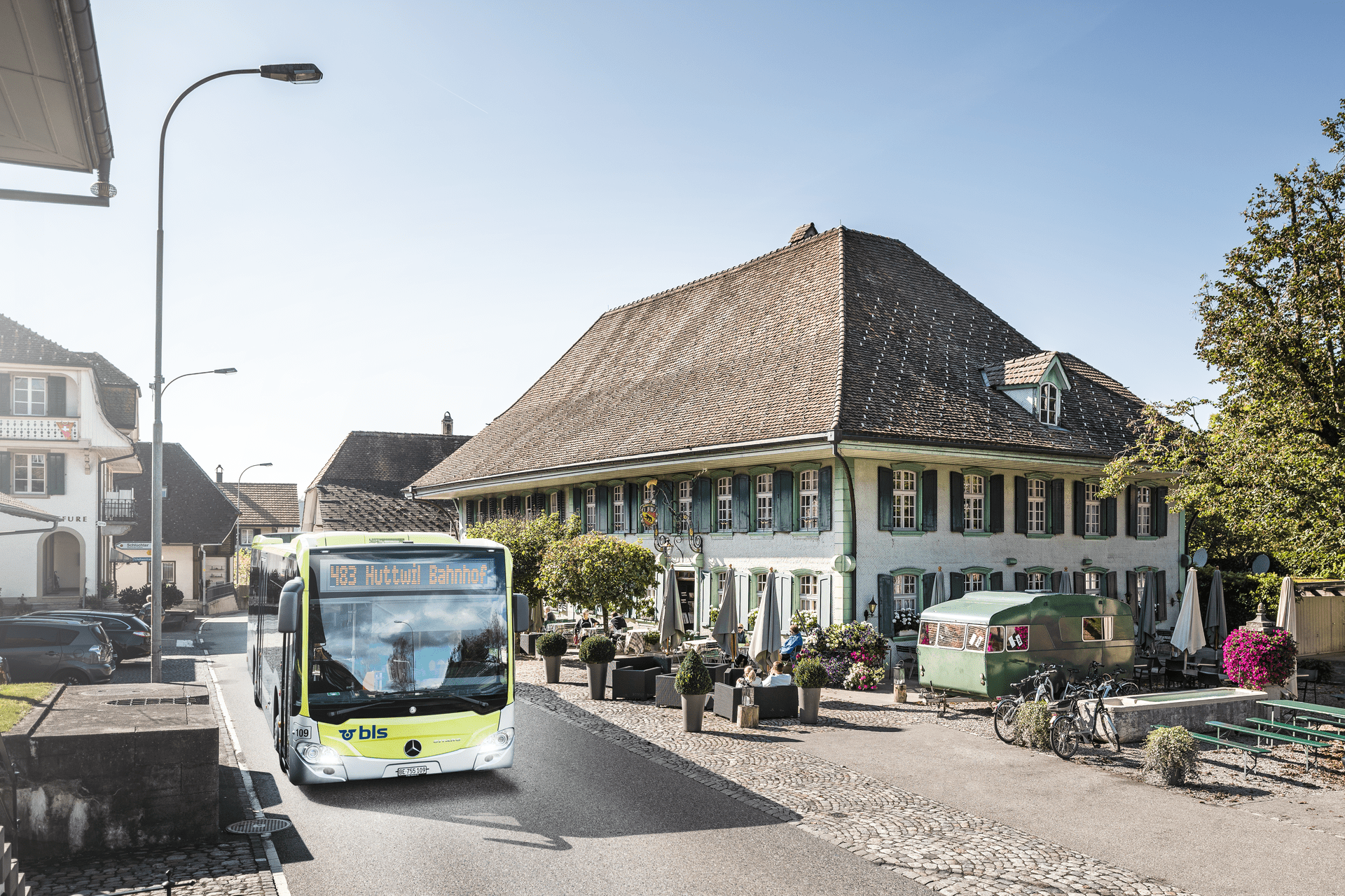 Charter - Bahn, Bus und Schiff mieten - BLS AG