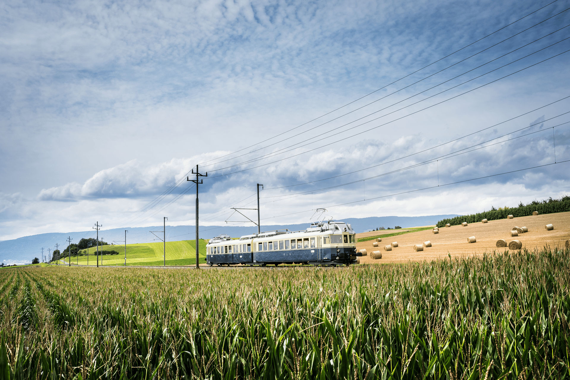 Charter - Bahn, Bus und Schiff mieten - BLS AG